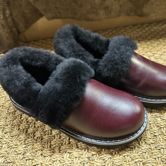 Royal Canadian | Shoes | Royal Canadian Leather Sheepskin Slipper New ...
